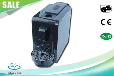 Cina Macchine semiautomatiche professionali del caffè della capsula con la pompa dell'Italia nel colore nero in vendita