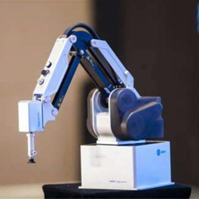Chine Armure robotique industrielle SA10-800 Charge utile de 10 kg pour le chargement en tant que robot Scara à vendre