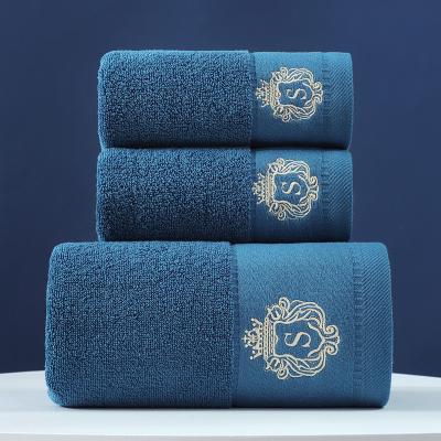 Cina Logo personalizzato ricamato Towel set di cotone puro morbido e assorbente Perfetto regalo in vendita