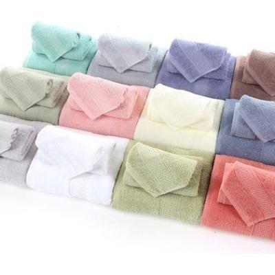 Cina Set di asciugamani 100% di cotone perfetto per hotel sportivi 3 pezzi scatola regalo 35*75cm e 70*140cm in vendita