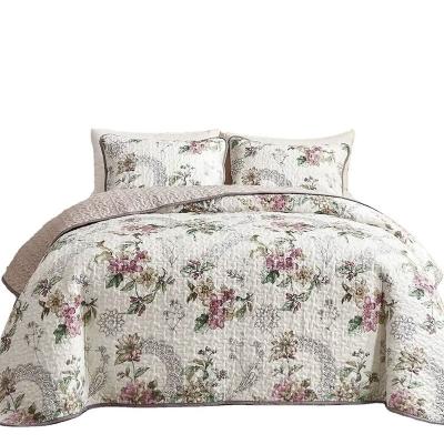 Cina Vivi il massimo comfort con questo set di tre comodini di lusso personalizzabile in vendita