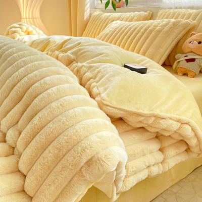 Cina Filato colorato di coniglio pelliccia finta pelliccia pelosa pelliccia calda copertura di copriletto set da letto in quattro pezzi in vendita
