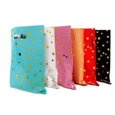 Chine Sacs en plastique de scintillement de cadeau de partie des étoiles W24 X H30.5cm avec des poignées à vendre