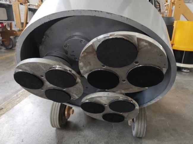 9 머리들 매뉴얼 콘크리트 바닥 연마기 단일 상 플렌이트리 시스템 3