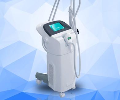 Cina Cavitazione ultrasonica rf che dimagrisce macchina 4 in 1 per rimozione grassa in vendita