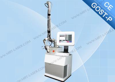 China máquina fracionária da beleza do laser do CO2 30w para os dentes que claream, keratoses de Actenic à venda