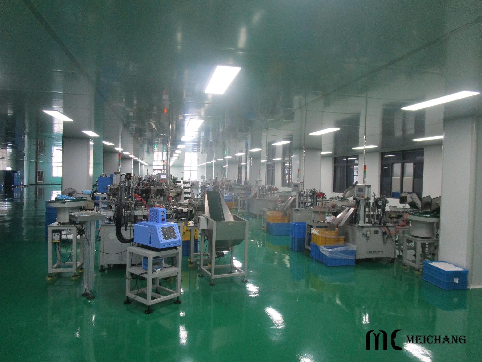 Precision dimensional inspection for cosmetic packaging molds and pump components