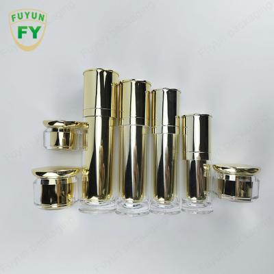 Cina Coperchio 30g 50g 30ml 50ml della vite di Diamond Acrylic Cream Jar With del quadrato in vendita