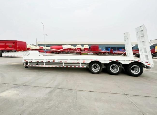 3 Axles Dropdeck Lowbed Heavy Duty 80/100 Tons Volume Production Customizable Semi Trailer for Sale