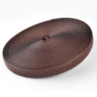 Cina Gancio e fermo resistenti del ciclo per il cappello/borsa, velcro a risvolto adesivo in vendita