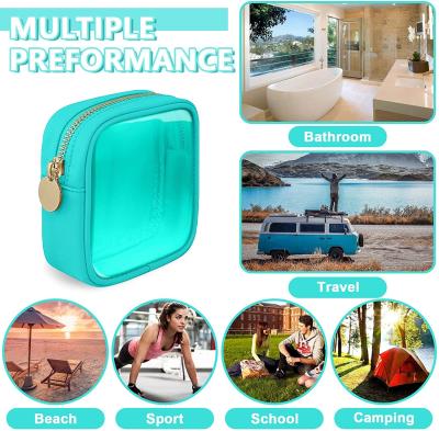 China Small Nylon PVC Cosmetic Bag TSA Approved Travel Toiletry Bag with Zipper à venda