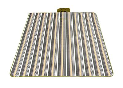 China Gaat de Waterdichte de Picknickmat van douanepackable voor het Kamperen in openlucht Picknickdeken Te koop
