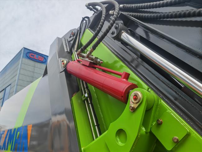Cylinder of JMC Compactor Garbage Collection Bin Cleaning Truck For Sale in Morocco