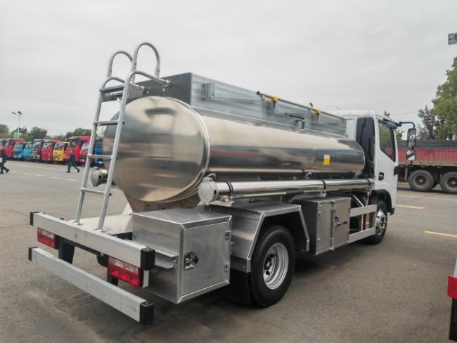 Stainless steel fuel tanker truck with optional fuel pump and dispensing hose