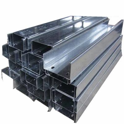 Cina Q235 Q345 ha galvanizzato le sezioni di Manica d'acciaio per il montaggio dei sostegni di racking del supporto in vendita