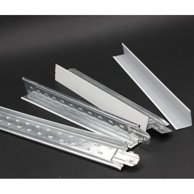 Cina Sistema di soffitto sospeso avvitato Griglia T / soffitto T Bar Profili di chioma in acciaio leggero in vendita