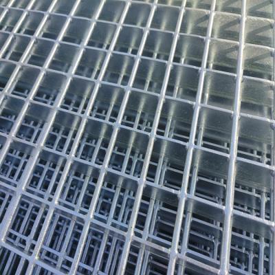 Chine ISO9001 a galvanisé le passage couvert le trottoir discordant qu'en acier en métal râpe l'anti alcali à vendre
