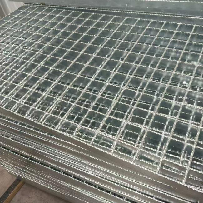 Slip-Resistant Steel Gratings: Ensure Safety in Wet or Oily Conditions