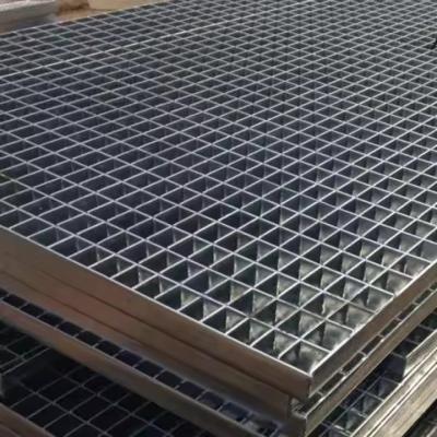China Superior Press Lock Steel Texture Flat Steel Grating with 5mm Bear Bar Thickness for Commercial and Industrial Buildings for sale