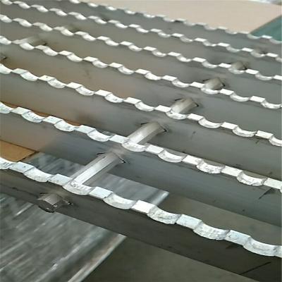 China El buen precio galvanizó la reja de acero del parte movible industrial para la plataforma de la seguridad en venta