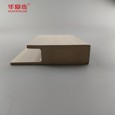 Cina Wpc di alta qualità Flat Casing J Canale Legno Grano Wpc Porta Cornice E Jamb Decorazione interna in vendita