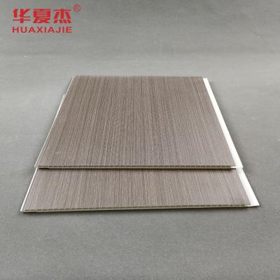 Cina Mattonelle di plastica bianche e nere della parete del bagno dei pannelli di parete di UPVC in vendita