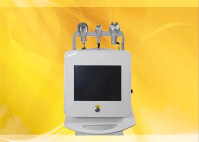 China Máquina ultrasónica eficaz del Liposuction, cuerpo del RF de la cavitación que adelgaza el equipo en venta