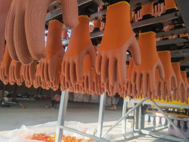 35 Meters Automatic PVC Gloves Dipping Machine production line overview