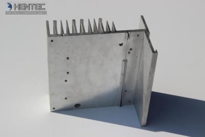 Cina CNC su misura che lavora, placcatura dello zinco del dissipatore di calore dell'amplificatore dell'estrusione in vendita