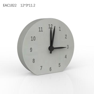 Cina Fondo piatto da tavolino decorativo semplice moderno dell'orologio dell'orologio di muro di cemento in vendita