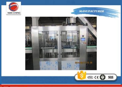 Cina Imbottigliatrice della birra automatica, 3 in 1 imbottigliatrice commerciale 3000 - 4000bph in vendita