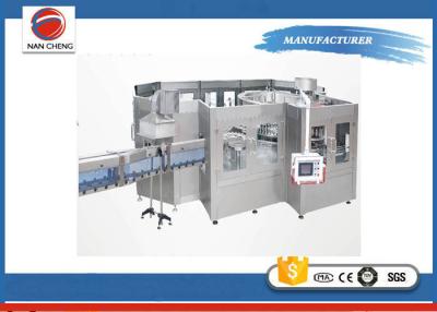 Cina Macchina di rifornimento gassosa ad alta velocità delle bevande 4.2KW 2000bph 2200 x 1550 x 220mm in vendita