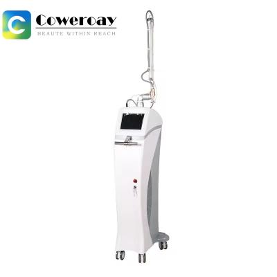 Chine Machine de rajeunissement de la peau pour l' élimination des cicatrices par laser fractionné de CO2 à vendre