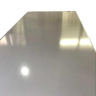 Cina Both Sides Moisture Proof Color Painted Board MDF High Gloss UV Board For Kitchen in vendita