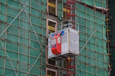 중국 SC300/300 건설 승강기 승강기, 3000kg/Cage Rack Pinion Hoist 판매용