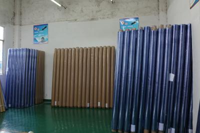China Anchura transparente del PVC del colchón 0.06m m de la película clara 200KG los suavemente 245cm de la laminación en venta