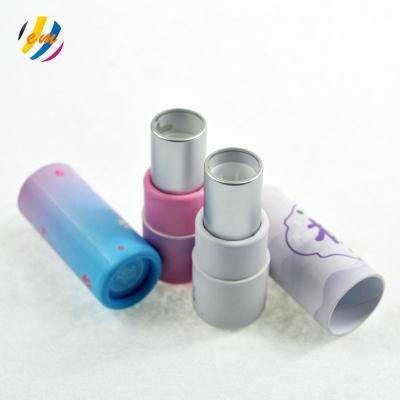 Cina metropolitana di carta cosmetica del diametro di 33mm che imballa per il balsamo di labbro in vendita