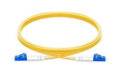 Cina Cavo di toppa a fibra ottica del PVC 9/125 del duplex 2.0mm LC UPC al connettore di LC UPC in vendita
