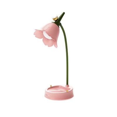 Cina lampada di scrittorio principale fiore nordico dell'ufficio della luce notturna del lato del letto di 125*150*390mm LED in vendita