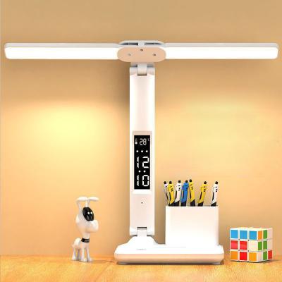 Cina lampada di scrittorio del calendario LED di 6500k 3200mah 7W con Pen Stand in vendita