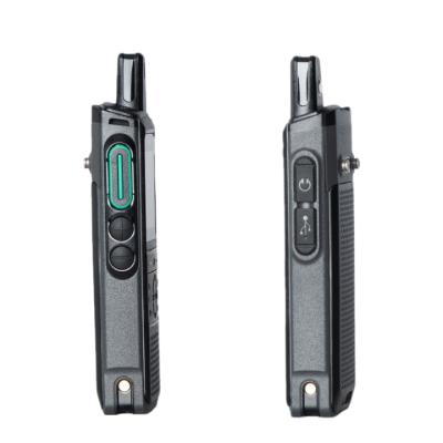 Cina Potenza di uscita 5W Hytera POC Radio PNC370 per la comunicazione Capacità della batteria 3000-3500mAh in vendita