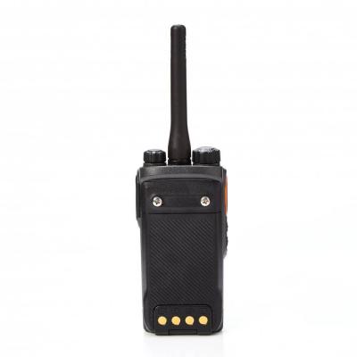 Cina VHF 136-174 MHz UHF 400-470 MHz Gamma di frequenza Radio ricetrasmittenti digitali portatili per e prestazioni in vendita