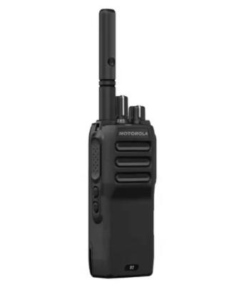 China Radio profesional DMR tipo Motorola Walkie Talkie de dos vías con 5W de potencia de salida en venta