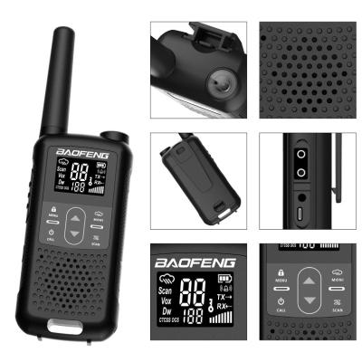 Cina Baofeng BF-T22 UHF Walkie Talkie portatile 400-470MHz a lungo raggio in vendita