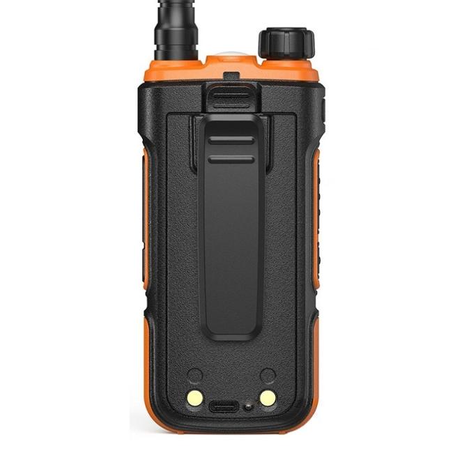 Baofeng BF-UV10 Walkie Talkie LED flashlight feature