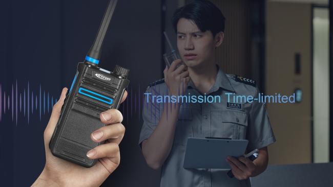 PT370 Kirisun Walkie Talkie display close-up
