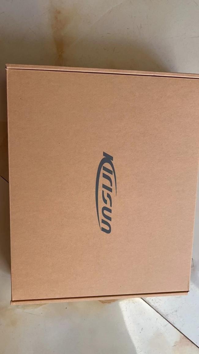 Keypad detail of KIRISUN DP990 walkie talkie