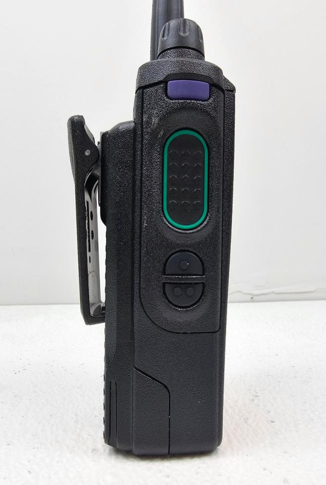 Motorola APX1000 Walkie Talkie side view