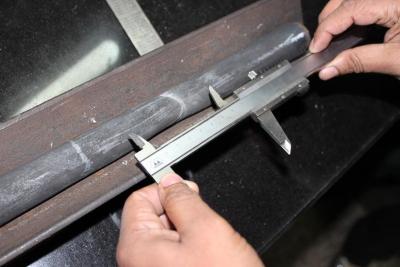 中国 黒い絵画炭素鋼の継ぎ目が無い管/継ぎ目が無い機械管 販売のため