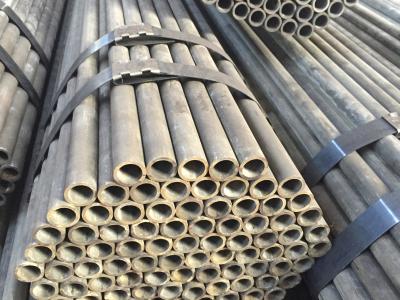中国 ASTM A179 の熱交換器の継ぎ目が無い鋼鉄管の表面にピクルスにするリン酸で処理することおよび注油 販売のため